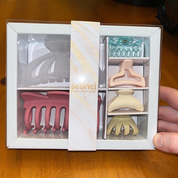 scunci | Accessories | Nwt Six Piece Hair Clip Bundle | Poshmark